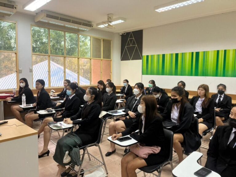 พิธีลงนามความร่วมมือระหว่าง PEAK และ RMUTL - PEAK